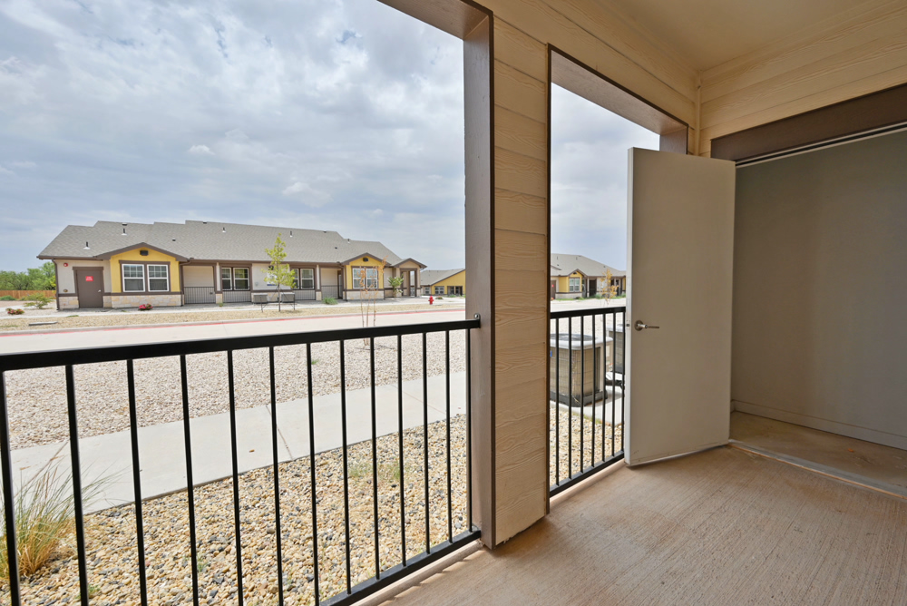 Apartments in Big Spring, Texas | Heritage Heights at Big Spring | (877 ...